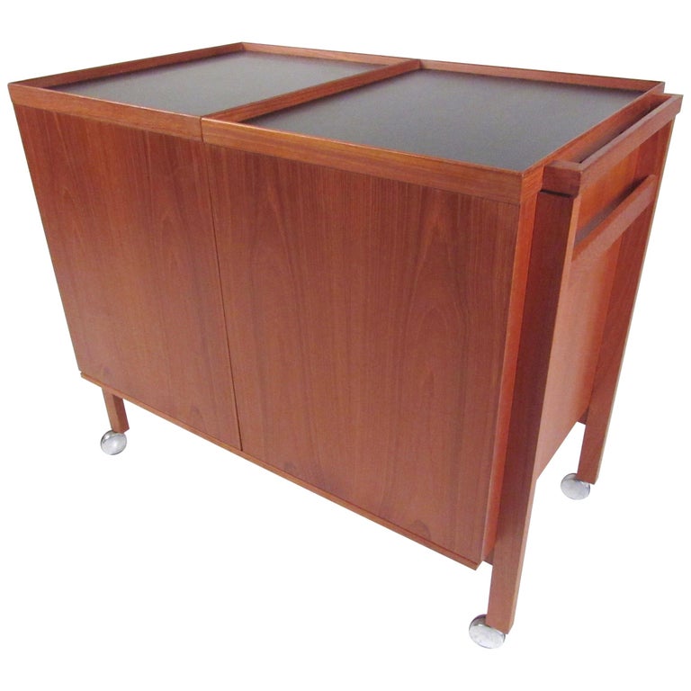 Scandinavian Modern Teak Bar Cart by Niels Erik Glasdom Jensen For Sale ...
