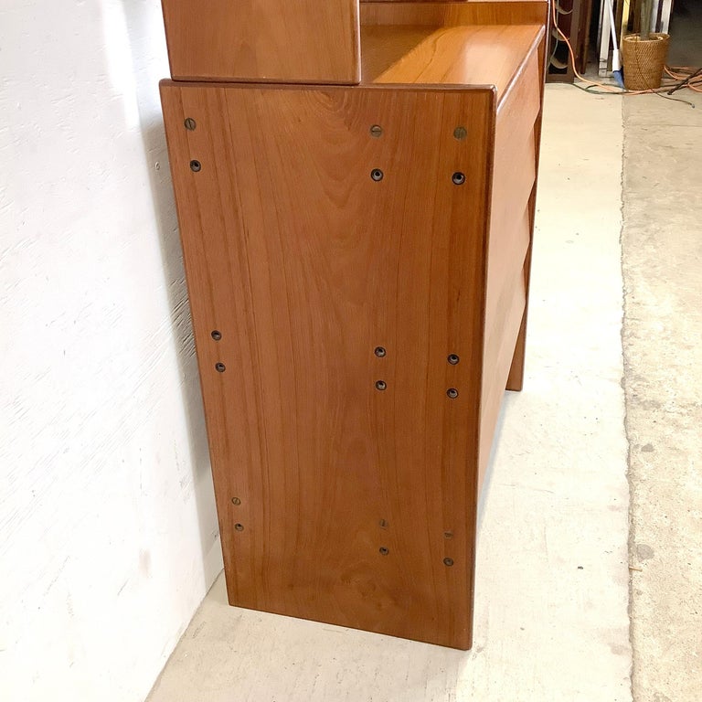 Scandinavian Modern Teak Chest of Drawers With Shelf Topper For Sale at ...