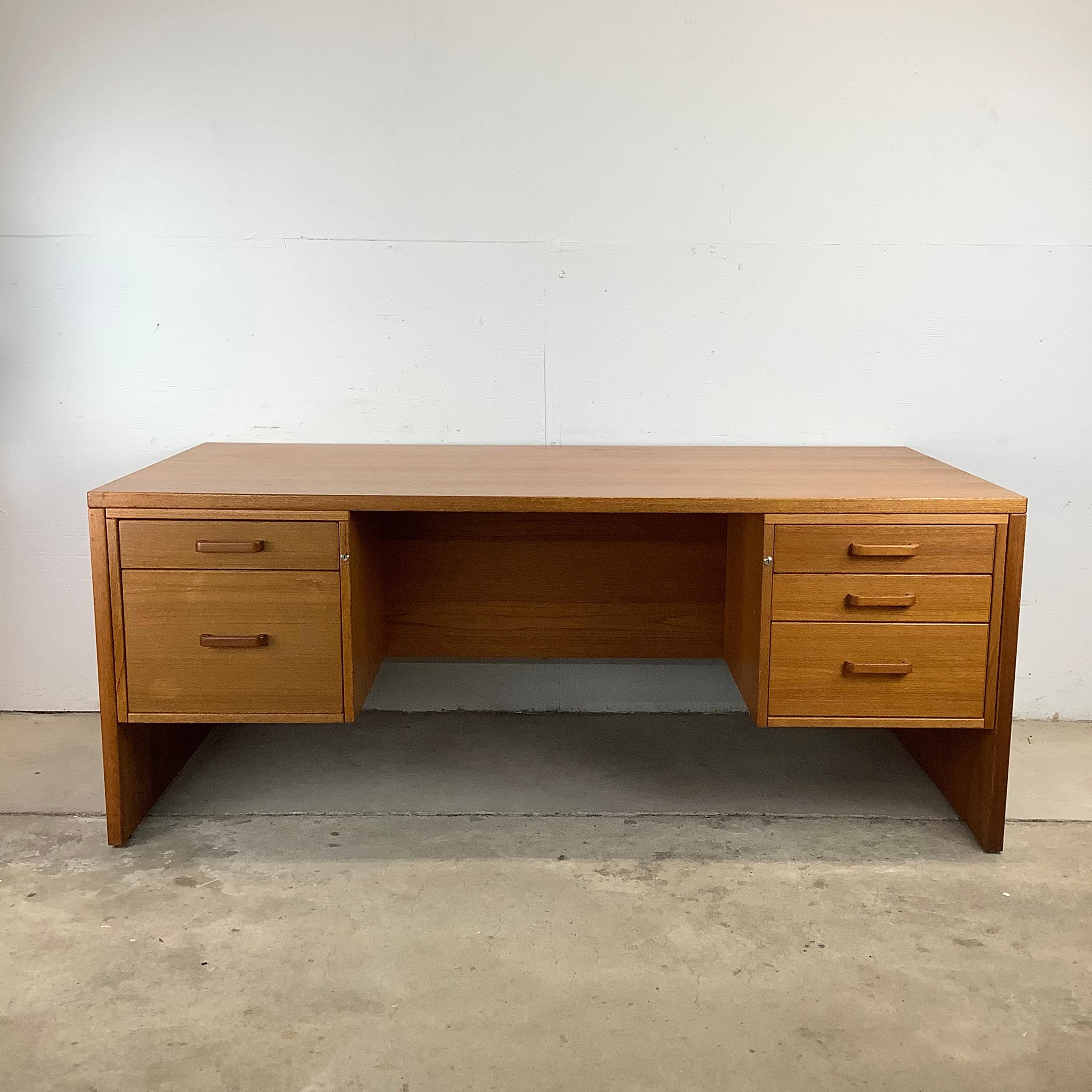 Scandinavian Modern Teak Executive Desk For Sale at 1stDibs