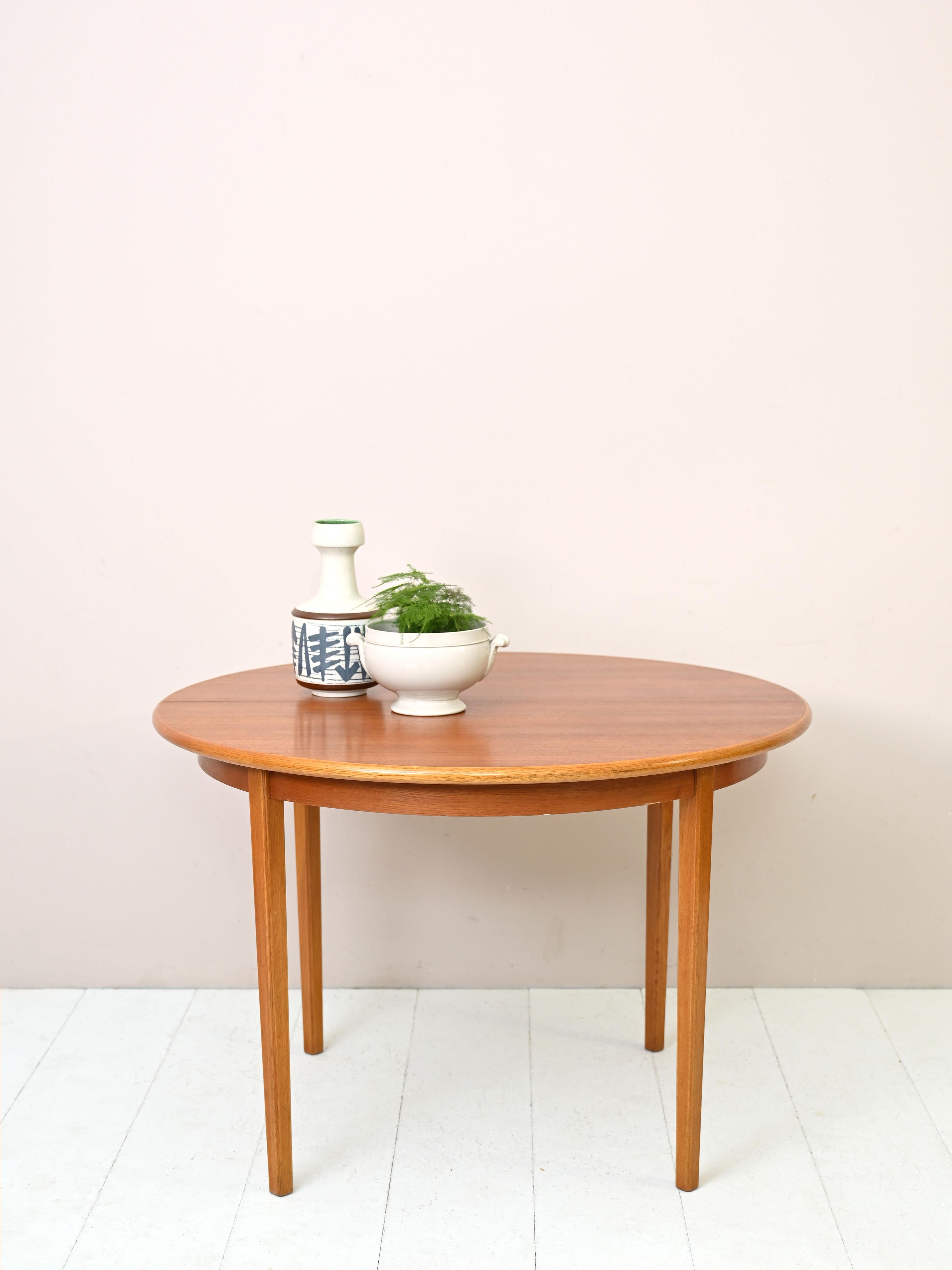 Scandinavian Round Extendable Table For Sale at 1stDibs