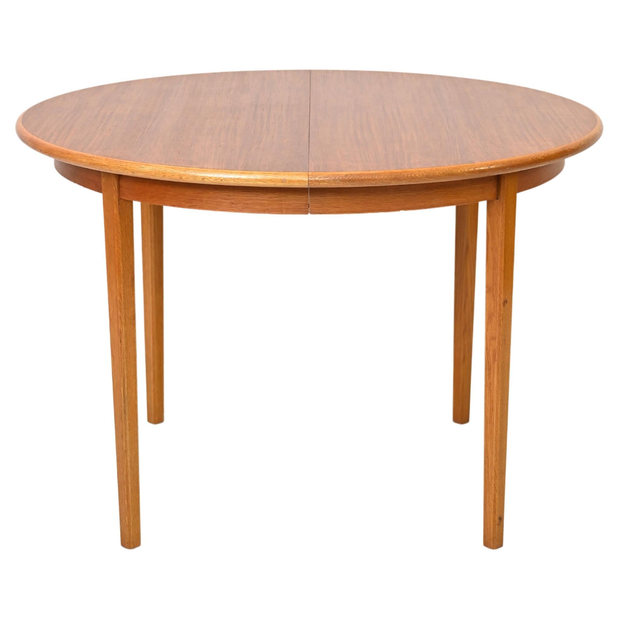 Scandinavian Round Extendable Table For Sale at 1stDibs