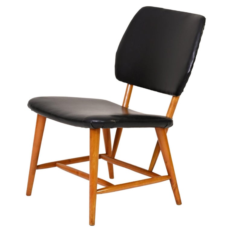 Scandinavian Vintage Black Leather Chair For Sale at 1stDibs