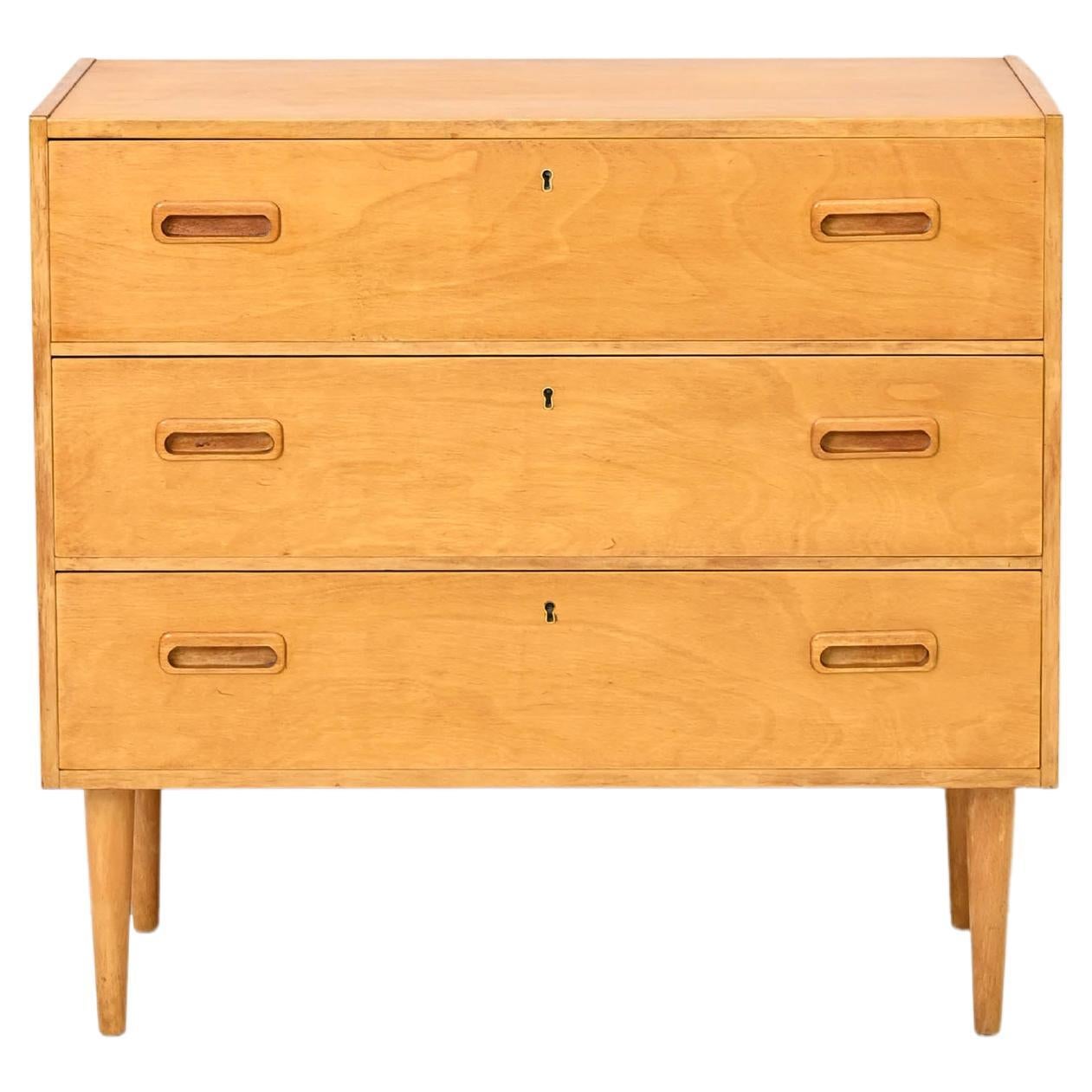 Scandinavian cabinet with drawers For Sale at 1stDibs
