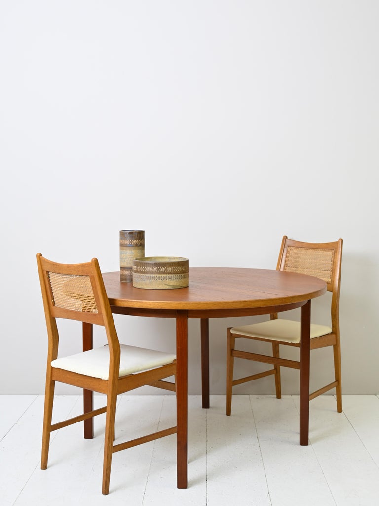 Scandinavian Vintage Round Teak Table For Sale at 1stDibs