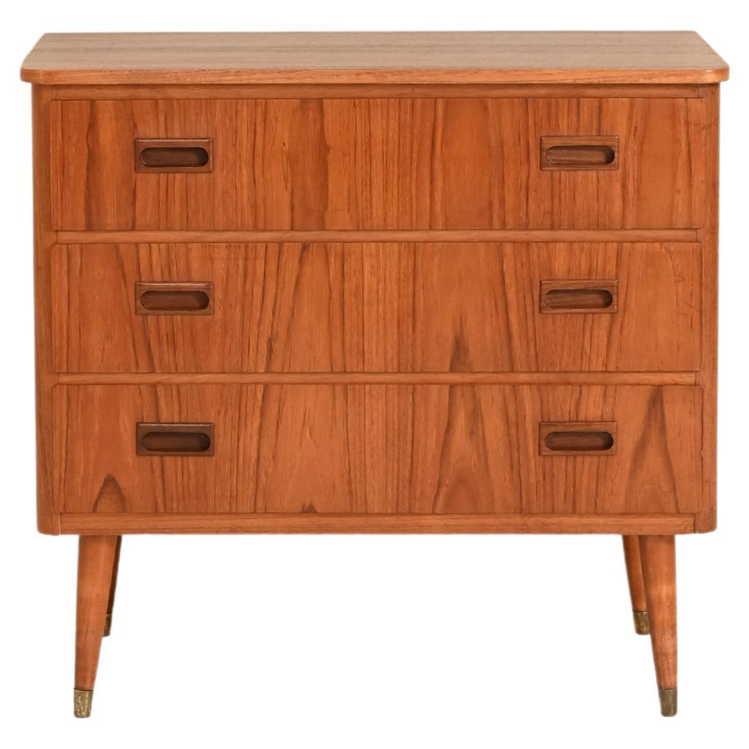 Vintage Teak Chest of Drawers with Leather Handles by Fröseke ...