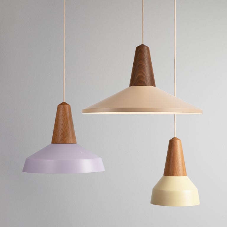 Schneid Studio Eikon Shell Wheat, Walnut, Pendant Lamp For Sale at 1stDibs