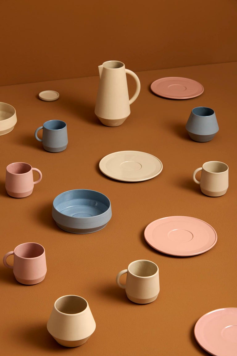 Schneid Studio Unison Cup, Coral For Sale at 1stDibs