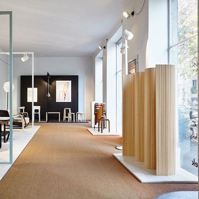 "Screen 100" in Pinewood by Alvar Aalto and Artek For Sale at 1stDibs | artek screen 100, aalto ...