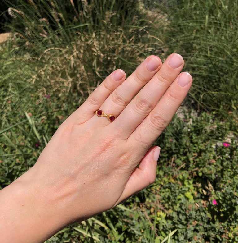 4.25 Carat Red Spinel Cabochon 22 Karat Gold Chain Ring at 1stDibs ...