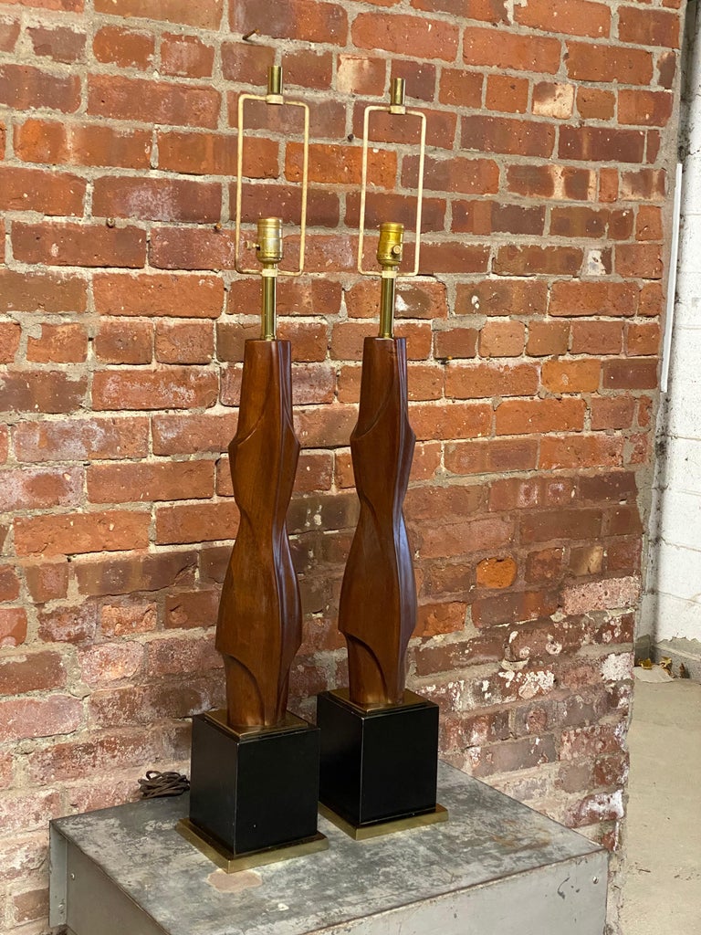 Sculpted Walnut Laurel Table Lamps, a Pair For Sale at 1stDibs