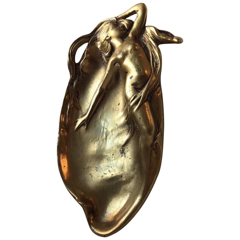Sculptural Art Deco Ashtray with Nude Female, 1920s For Sale at 1stDibs