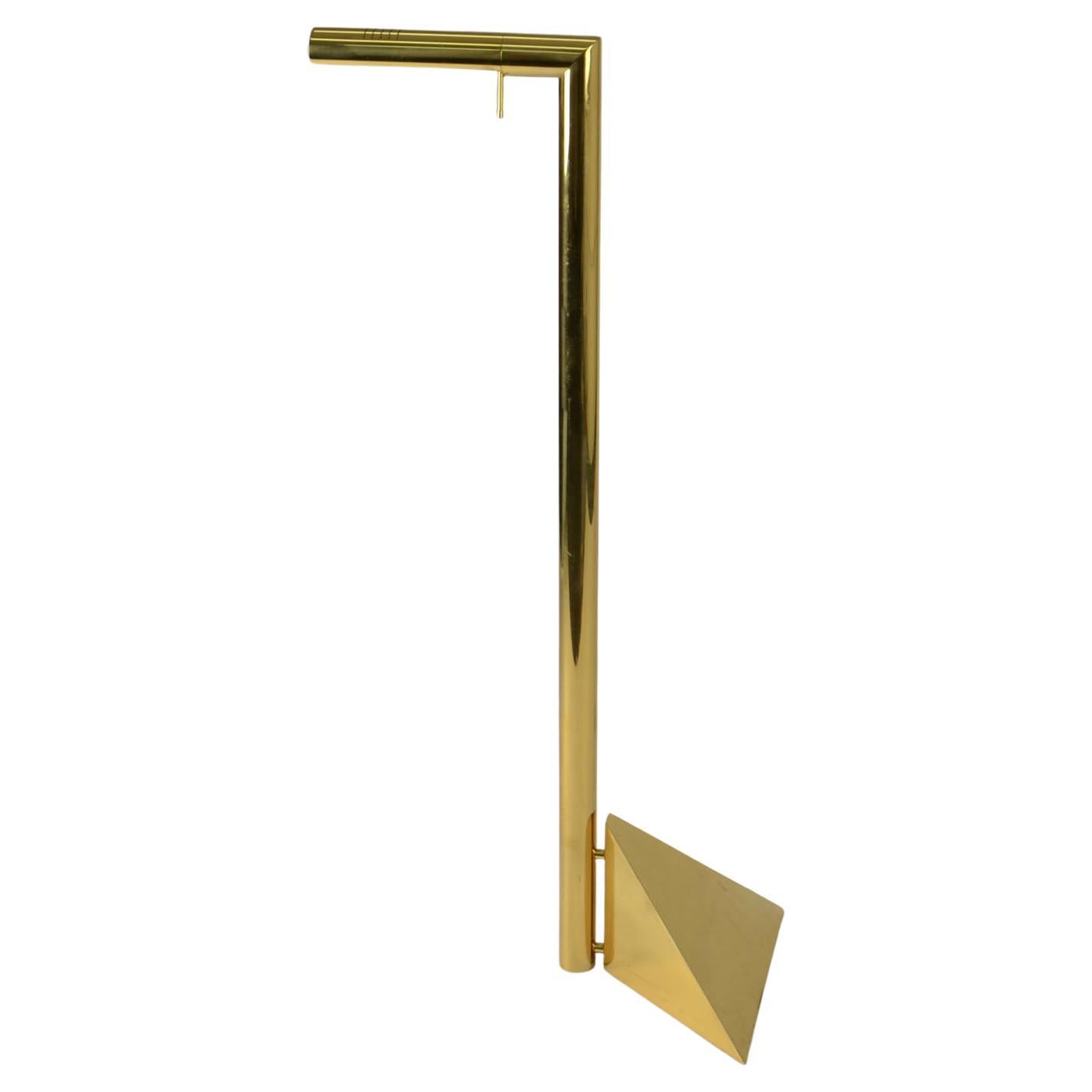Sculptural Brass Tubular Floor Lamp on Pyramide Foot For Sale at 1stDibs