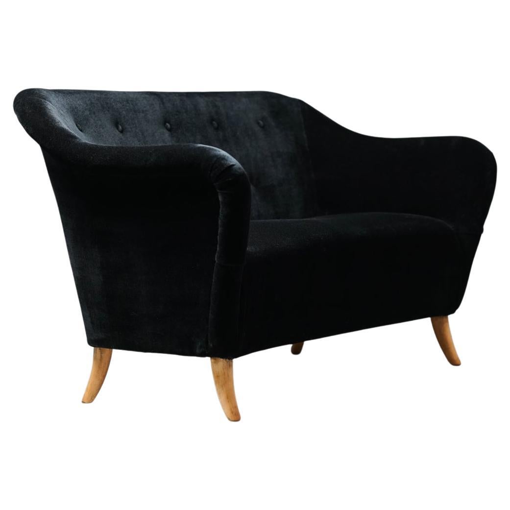 Sculptural Singer Sofa at 1stDibs