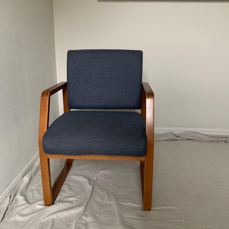 High Point Mid-Century Accent Chair For Sale at 1stDibs