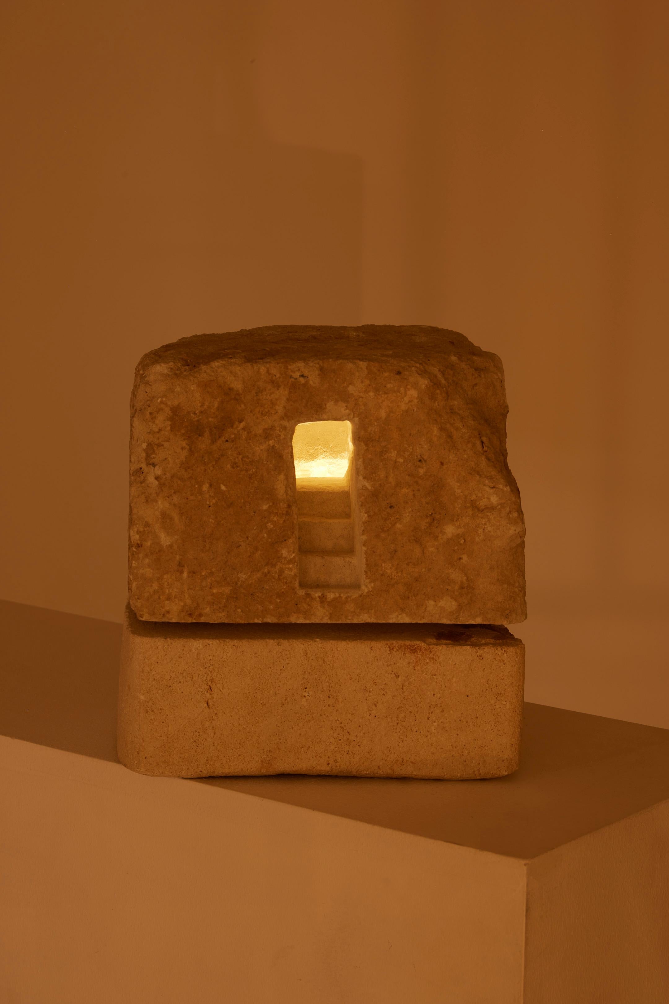 Sculptural lamp in limestone For Sale at 1stDibs