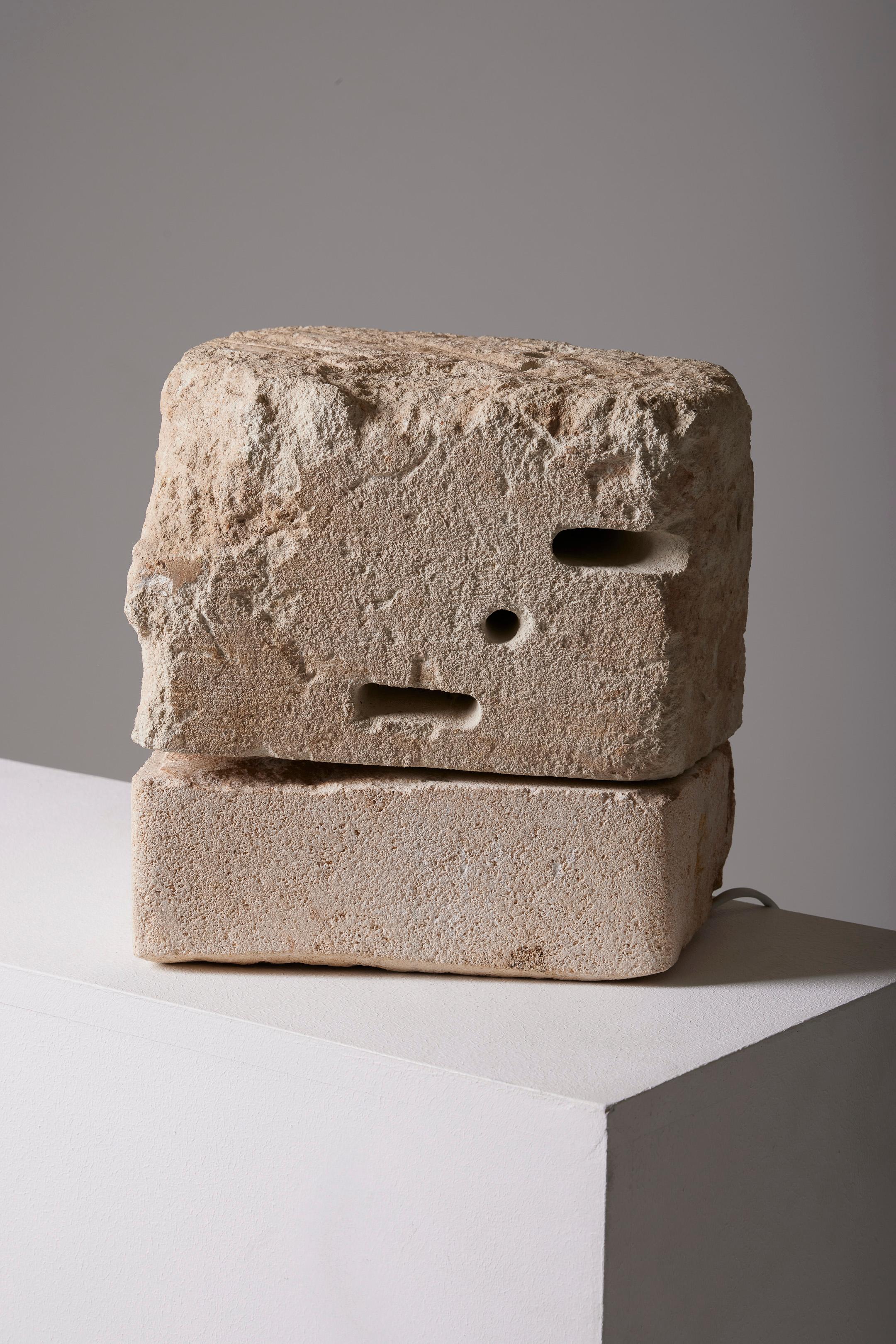 Sculptural lamp in limestone For Sale at 1stDibs