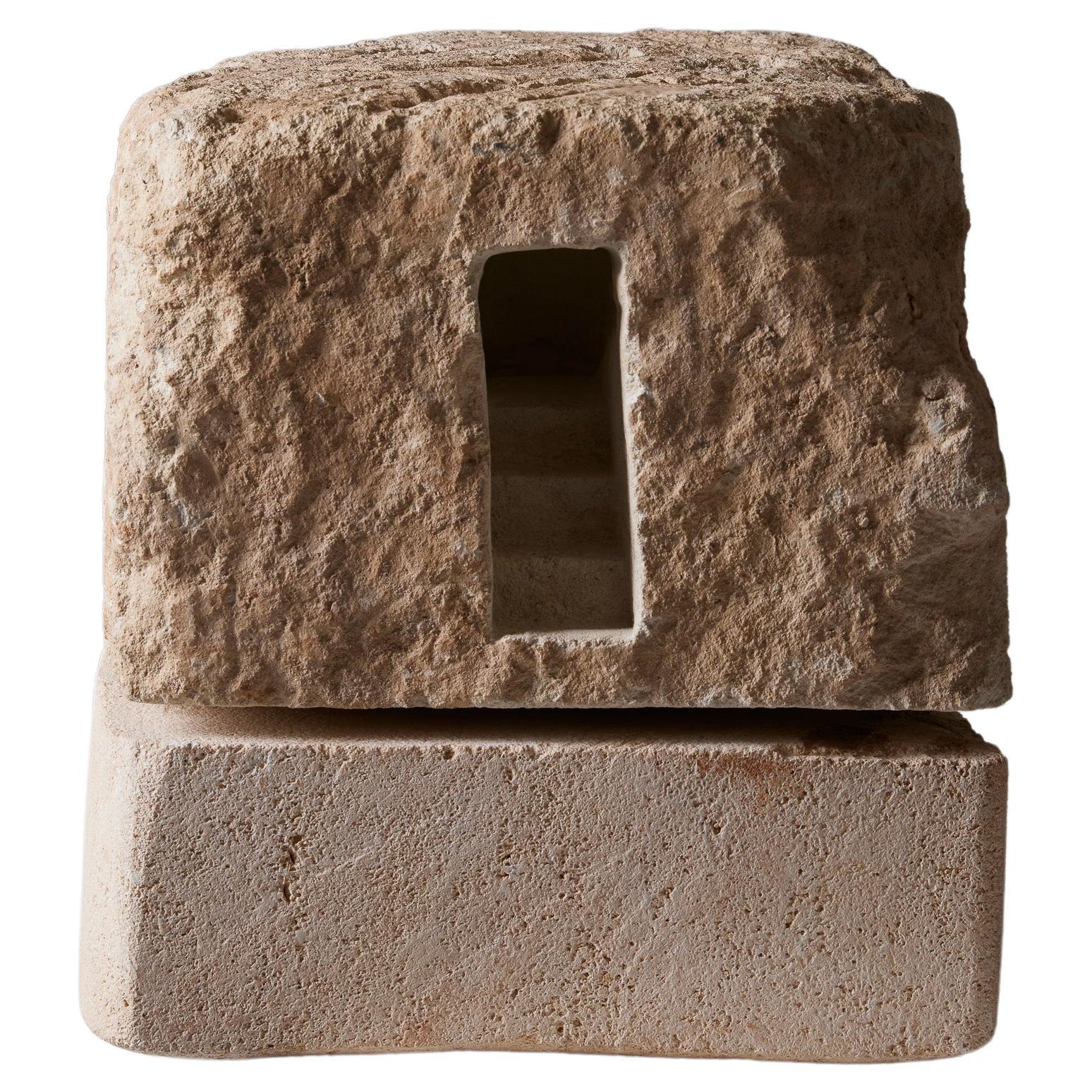 Sculptural lamp in limestone For Sale at 1stDibs