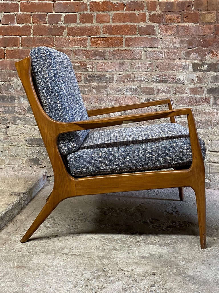 Sculptural Mid-Century Modern Armchairs, a Pair For Sale at 1stDibs
