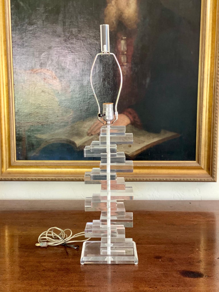 Sculptural Mid Century Stacked Lucite Table Lamp with Matching Lucite ...