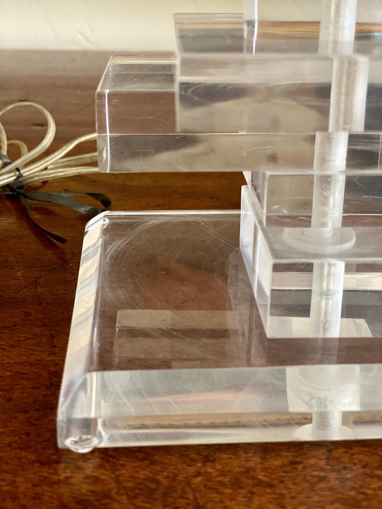 Sculptural Mid Century Stacked Lucite Table Lamp with Matching Lucite ...