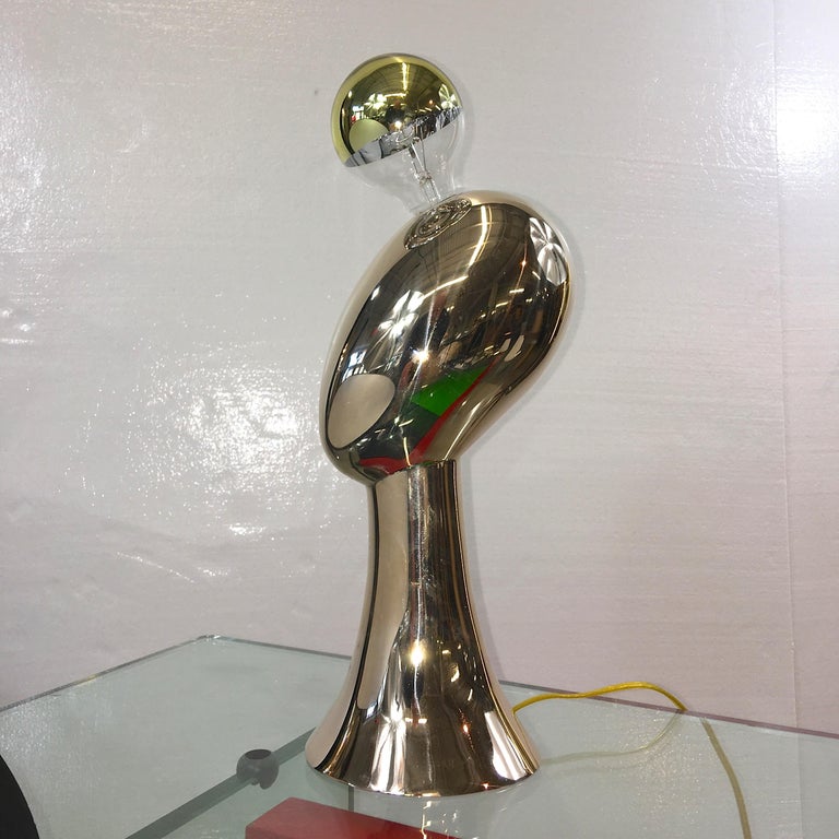 Abstract Bust Lamp in Polished Bronze For Sale at 1stDibs