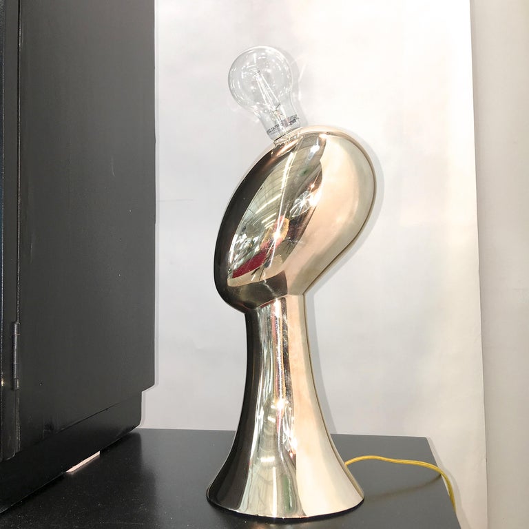 Abstract Bust Lamp in Polished Bronze For Sale at 1stDibs