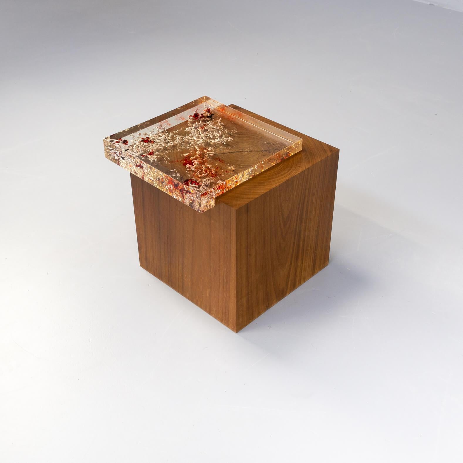 Sculptural Sidetable ‘Sparkling of Ice, Serie Cubi in Metamorfosi by ...