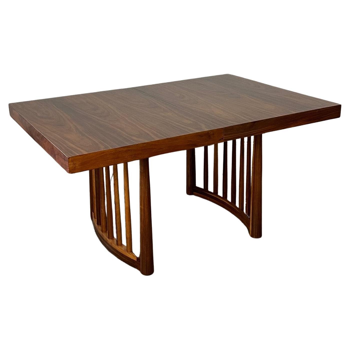 Sculptural walnut dining table For Sale at 1stDibs