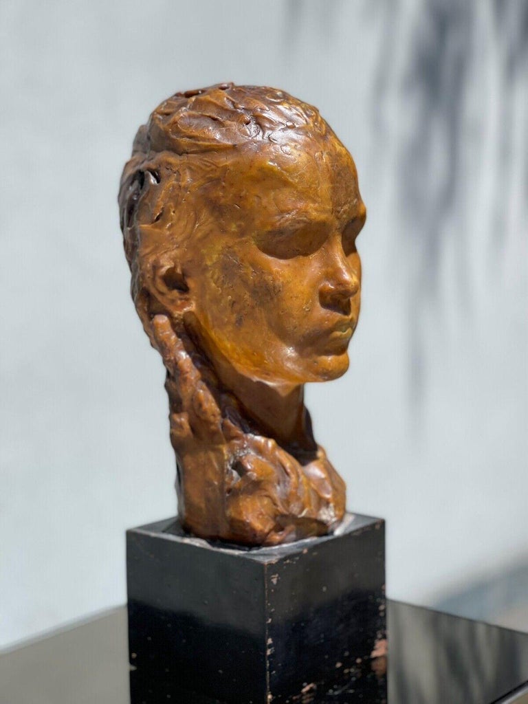 Scultura Volto Femminile in Cera Firmata Gramigna xx Secolo For Sale at ...