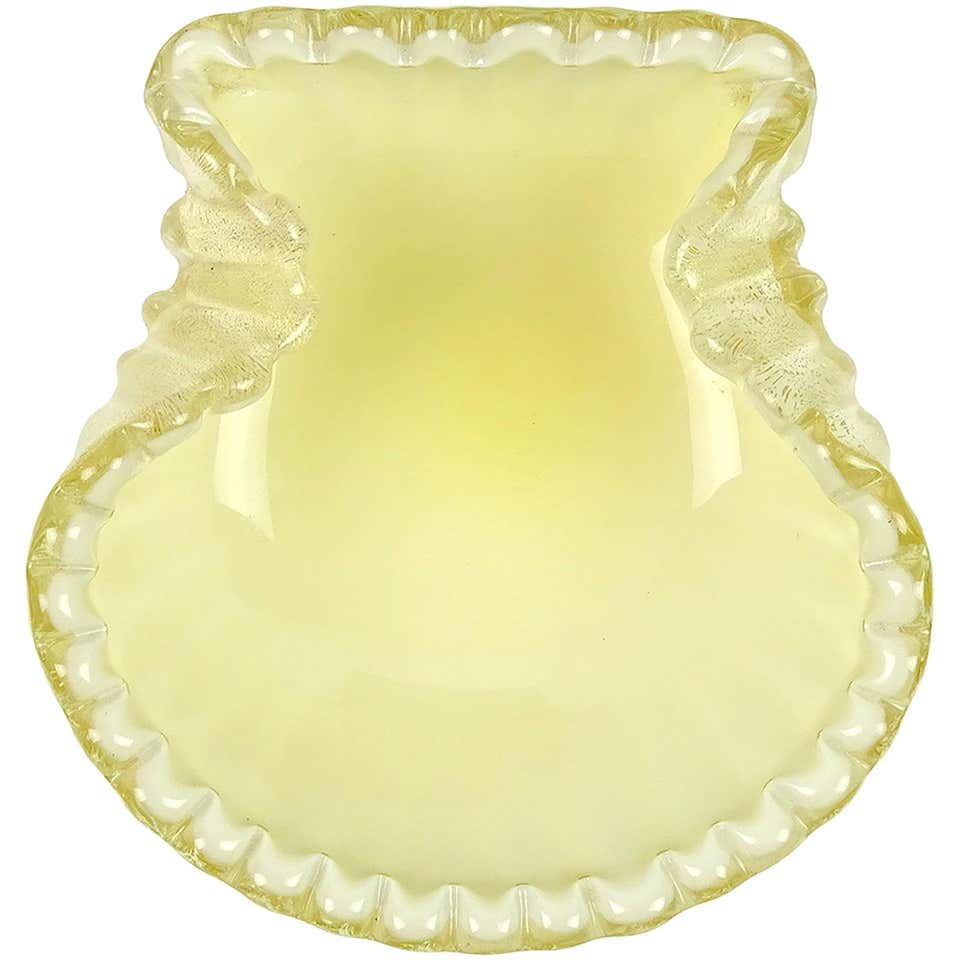 Archimede Seguso Murano Gold Flecks Italian Art Glass Conch Shell