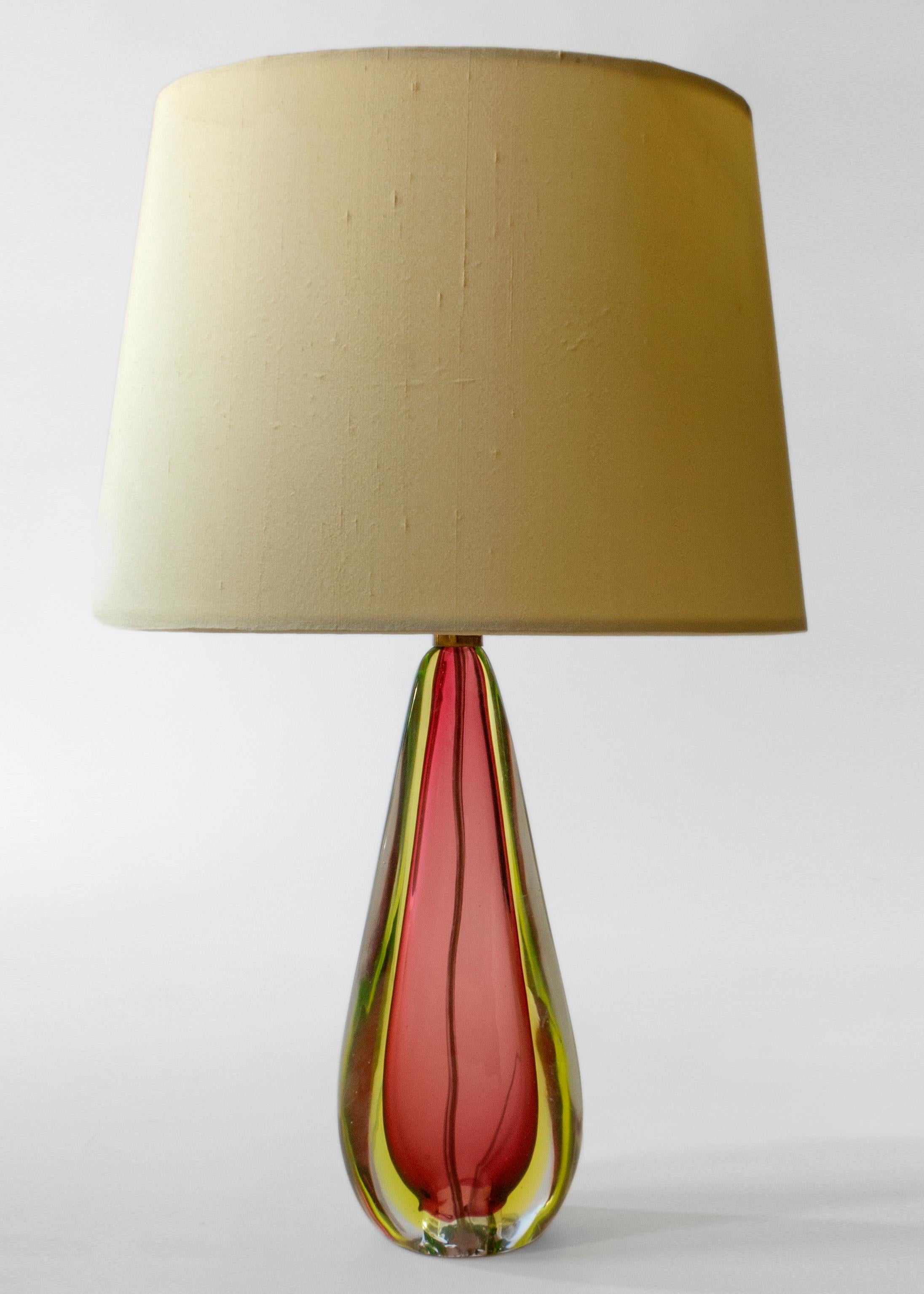 Seguso, Pair of Rubine Red and Chartreuse Green Murano Glass Table ...