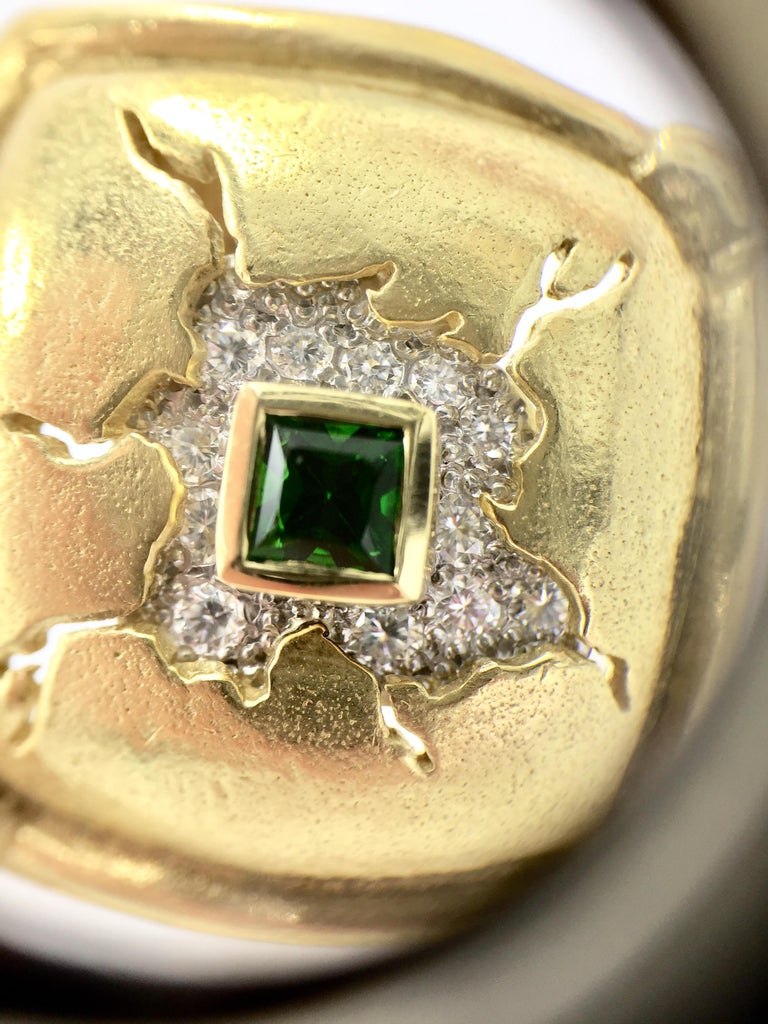 Seidengang 18 Karat and Platinum Diamond and Chrome Tourmaline Button ...