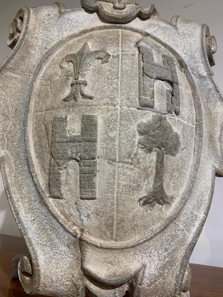 Serena Stone Heraldic Coat of Arms For Sale at 1stDibs