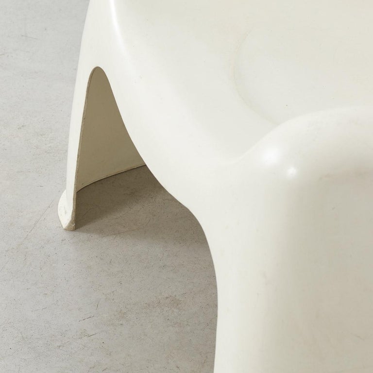 Sergio Mazza Toga Fibreglass Chair for Artemide, Italy, 1968 at 1stDibs ...