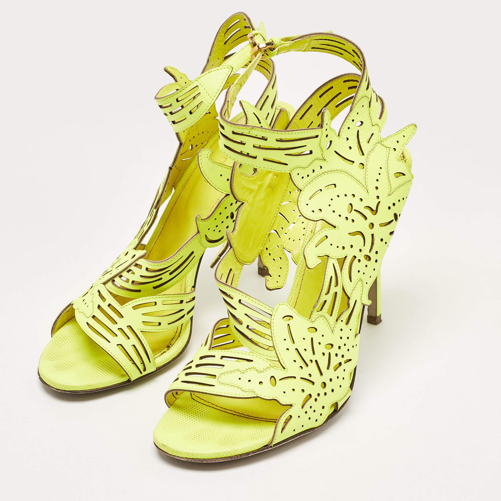 Sergio Rossi Green Leather Ankle Strap Sandals Size 41 For Sale at 1stDibs