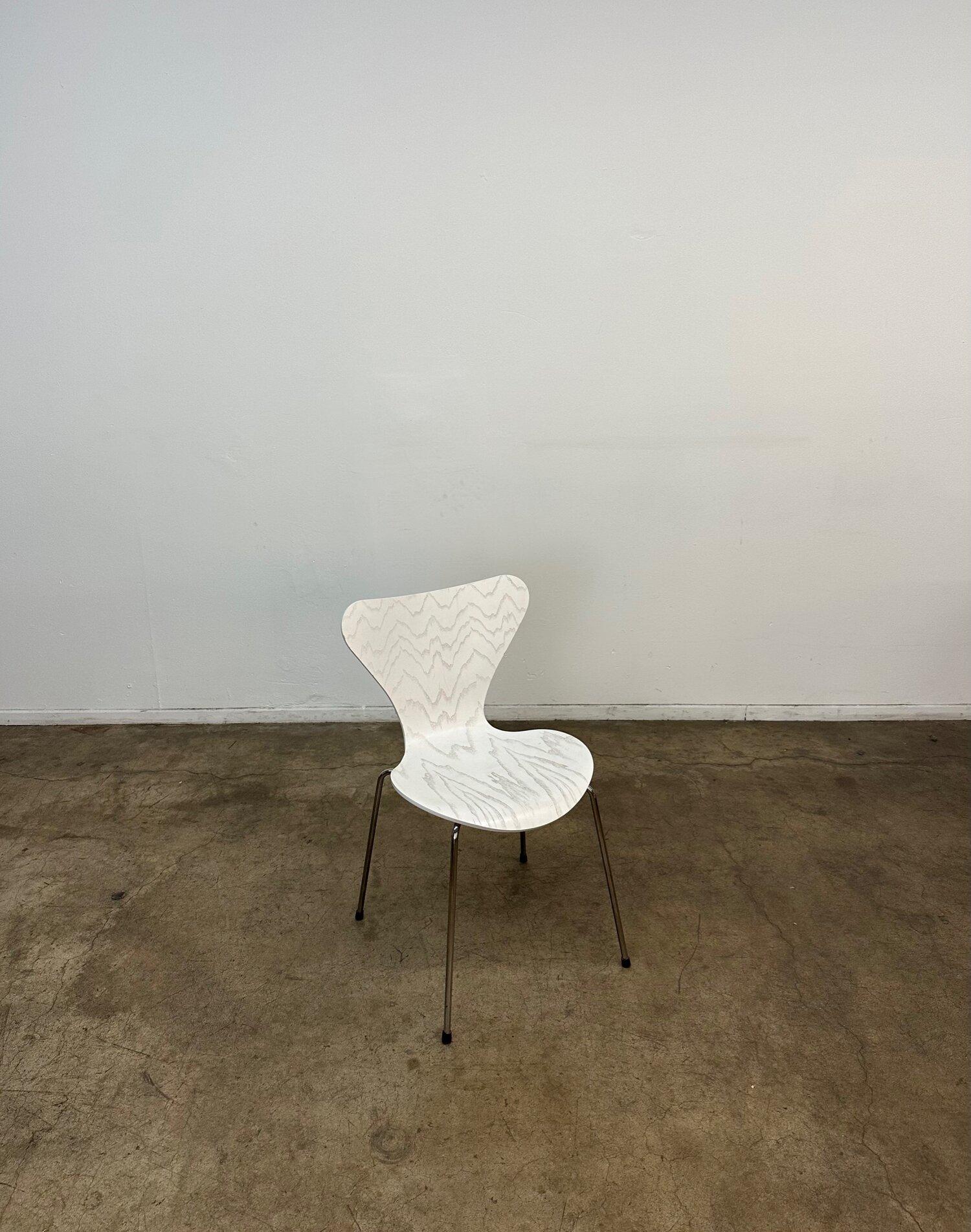 Series 7 Chair, Fritz Hansen For Sale at 1stDibs