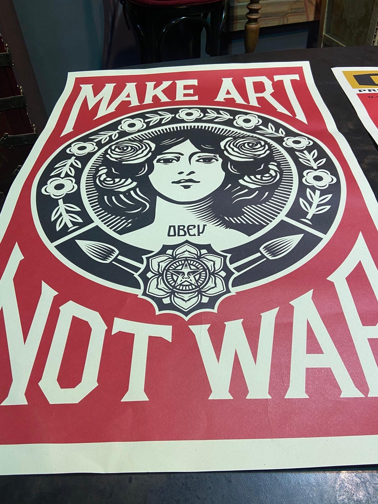 Serigraphy "Make ART not War" Shepard Fairey 'born in 1970' Signed with ...