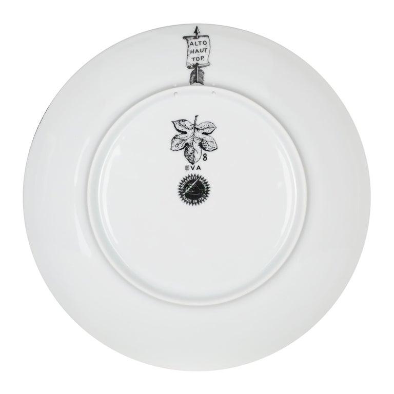 Set 12 Porcelain Plates Eva Black/White For Sale at 1stDibs