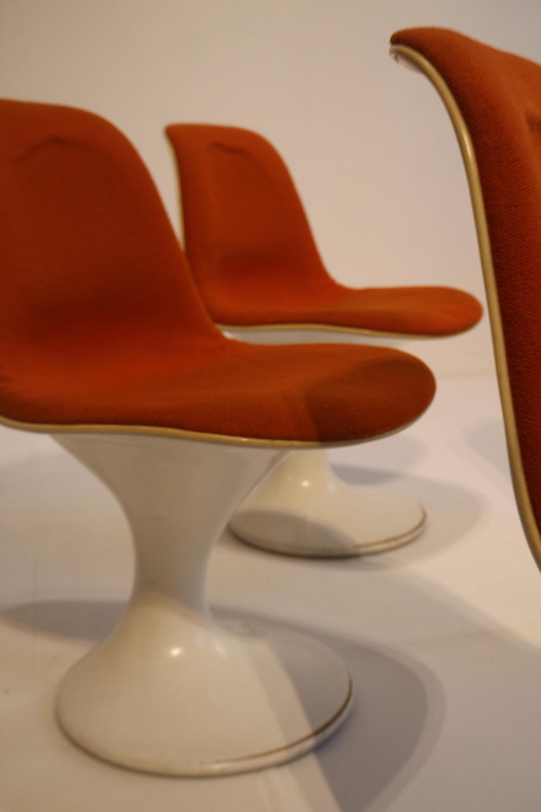 Set 4 Orbit Chairs Herman Miller at 1stDibs