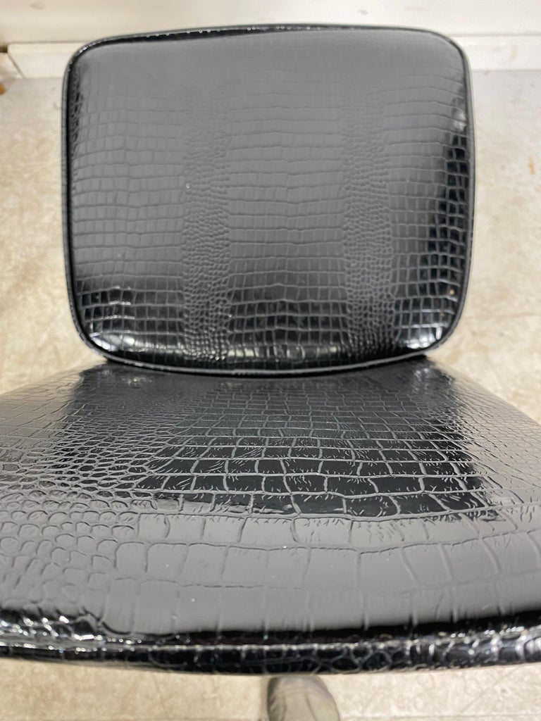 Set Four Mid-Century Modern Dining Chairs, Original Alligator Patent ...