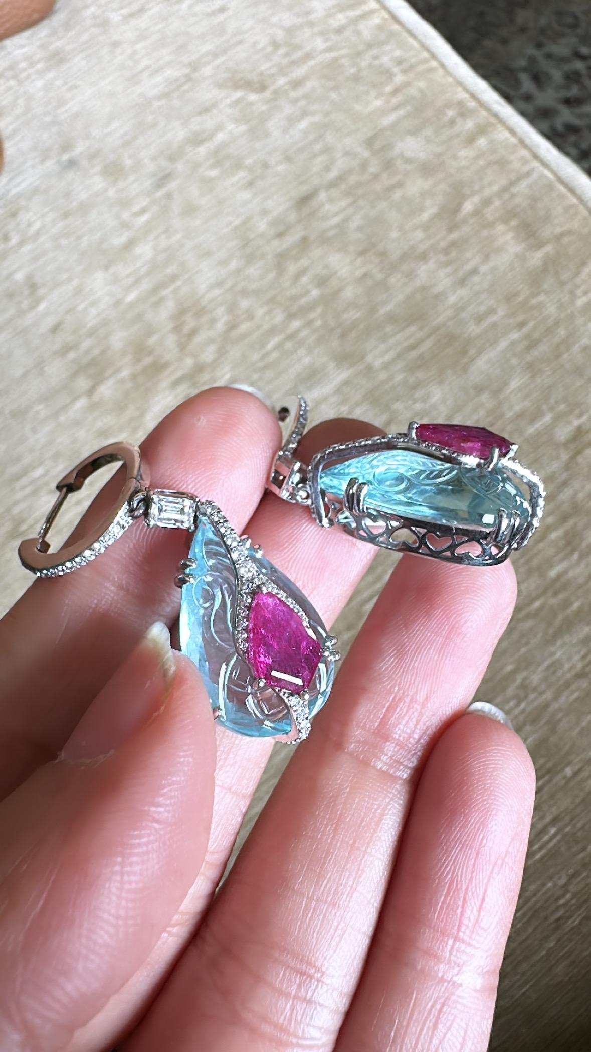 Set in 18K Gold, carved Aquamarine, natural Ruby and Diamonds Dangle ...