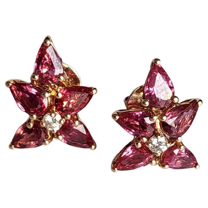 Natural Ruby Earring with 22.02 Carats Ruby in 18k Gold For Sale at 1stDibs