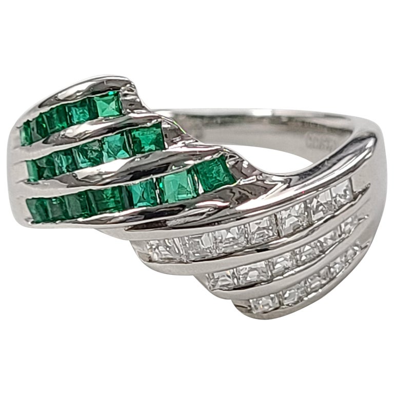 Platinum PT 900 Emerald Ring with Diamonds For Sale at 1stDibs