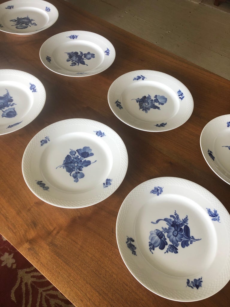 Set of 10 Blue and White Royal Copenhagen Denmark Service Dinner Plates ...