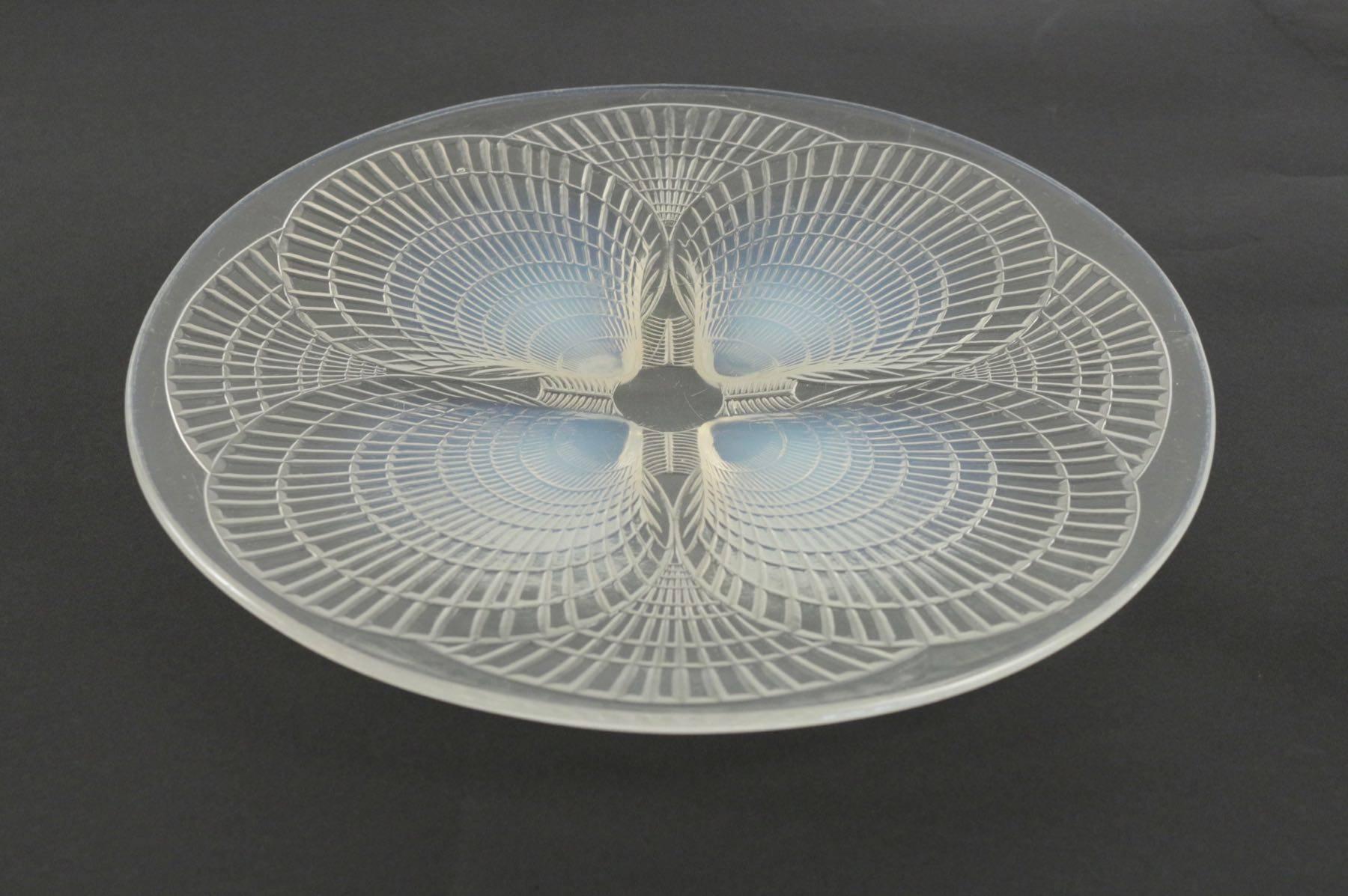 Set of 11 René Lalique Opalescent "Coquilles" Pattern Plates For Sale ...
