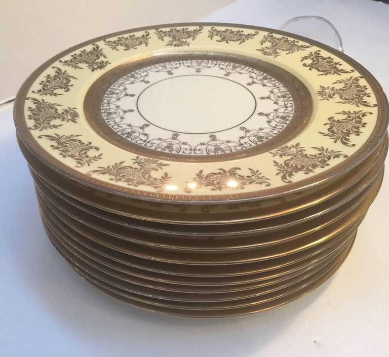Set of 12 Service Dinner Plates with Vanilla and Gilt Borders For Sale ...