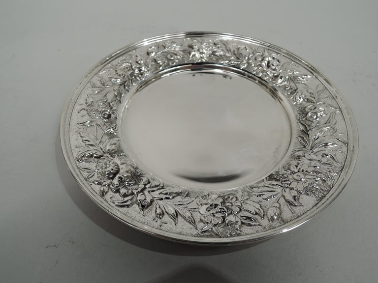 Set of 16 Kirk-Stieff Repousse Sterling Silver Bread and Butter Plates ...