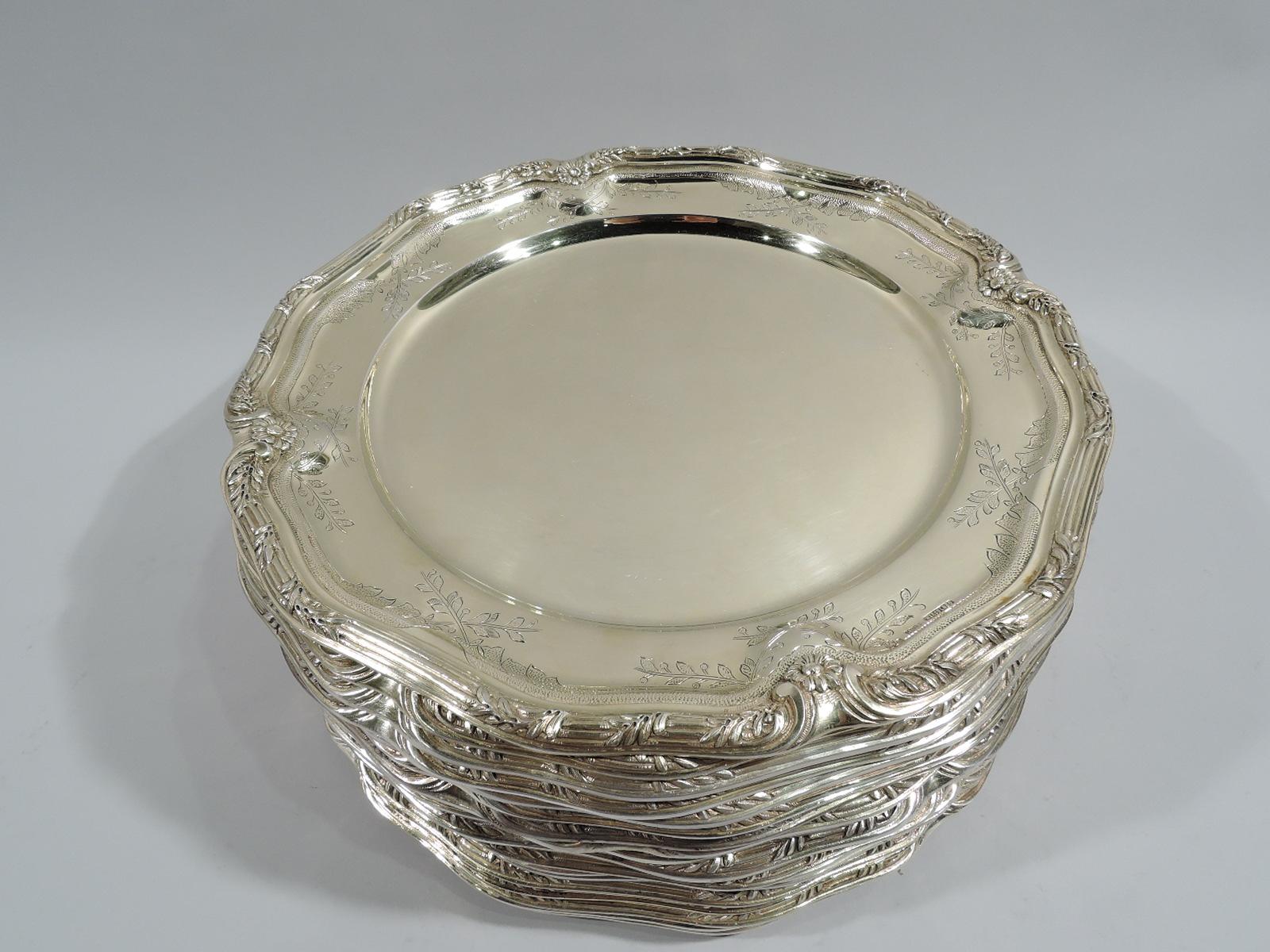 Set of 18 Sumptuous Silver Gilt Dinner Plates Chargers For Sale at 1stDibs