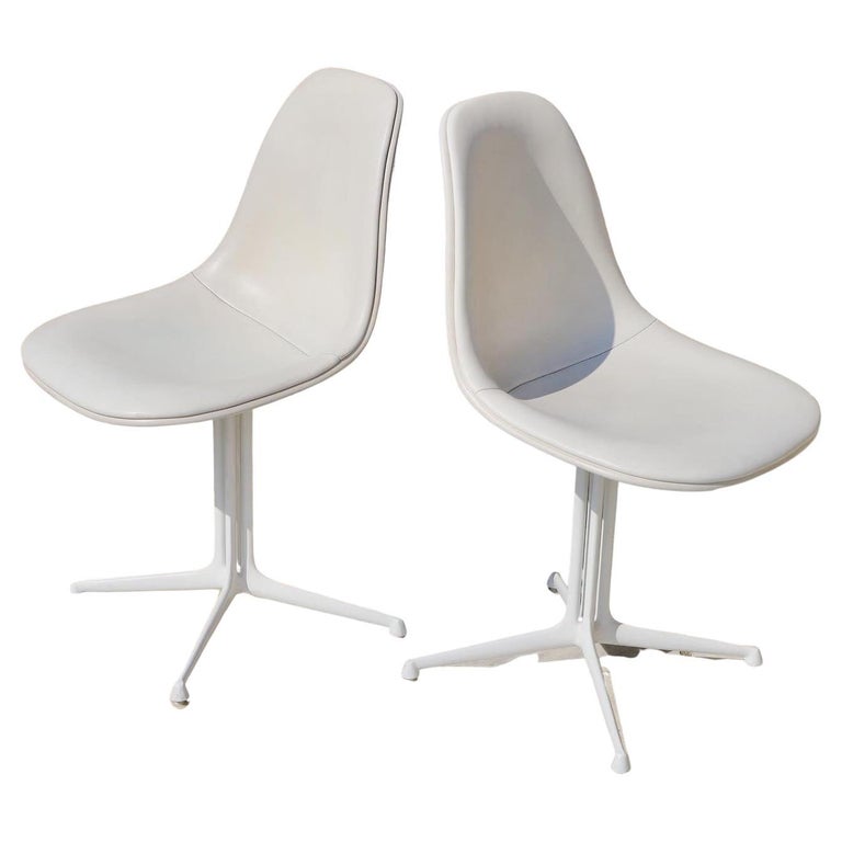 Set of 2 Chairs "La Fonda" Charles and Ray Eames / Herman Miller, 1970 ...