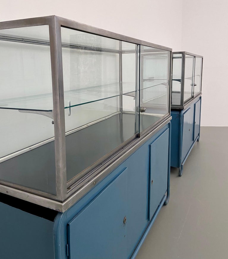 Set of 2 'Fiera Milano' Display Cabinets in Glass, Steel and Wood ...